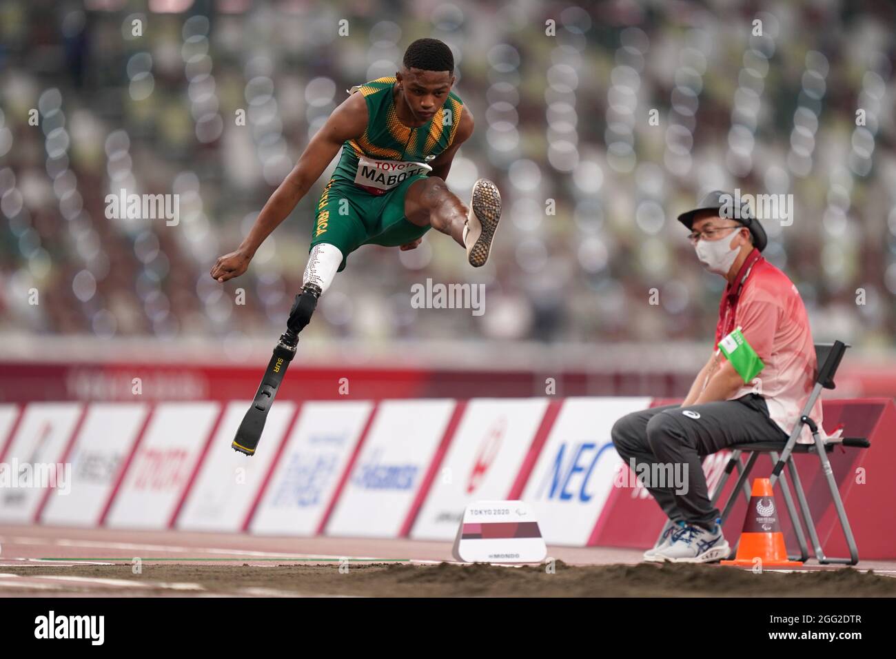 Tokio, Japan. 28th Aug, 2021. Paralympics: Athletics, long jump, men ...