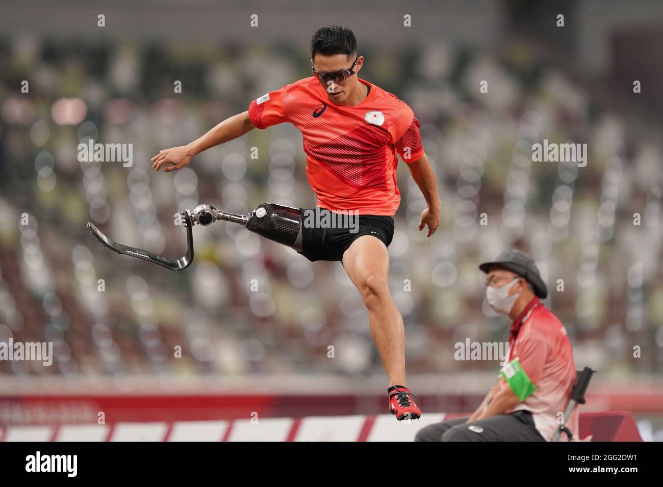 Tokio, Japan. 28th Aug, 2021. Paralympics: Athletics, long jump, men ...