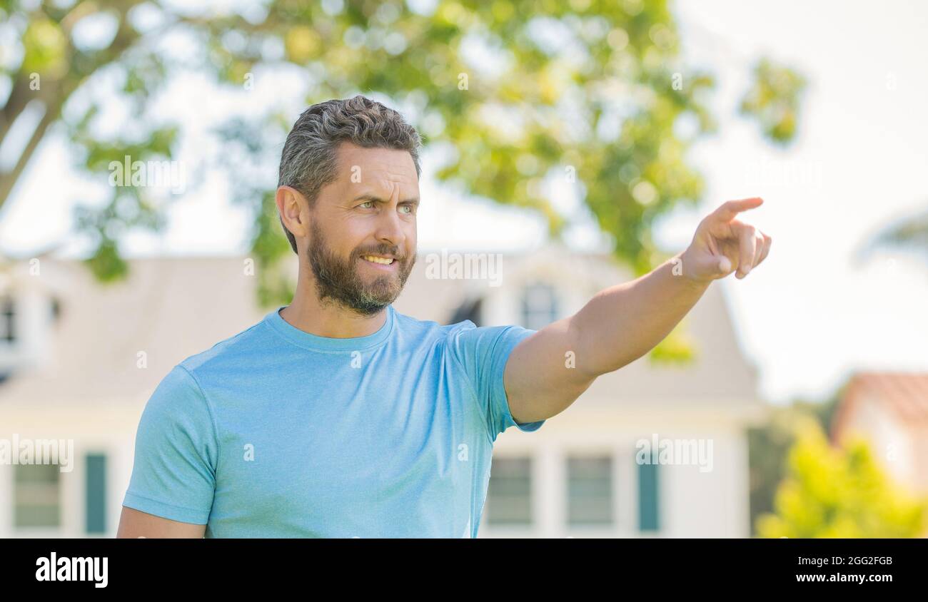 Man finger pointing forward hi-res stock photography and images - Alamy