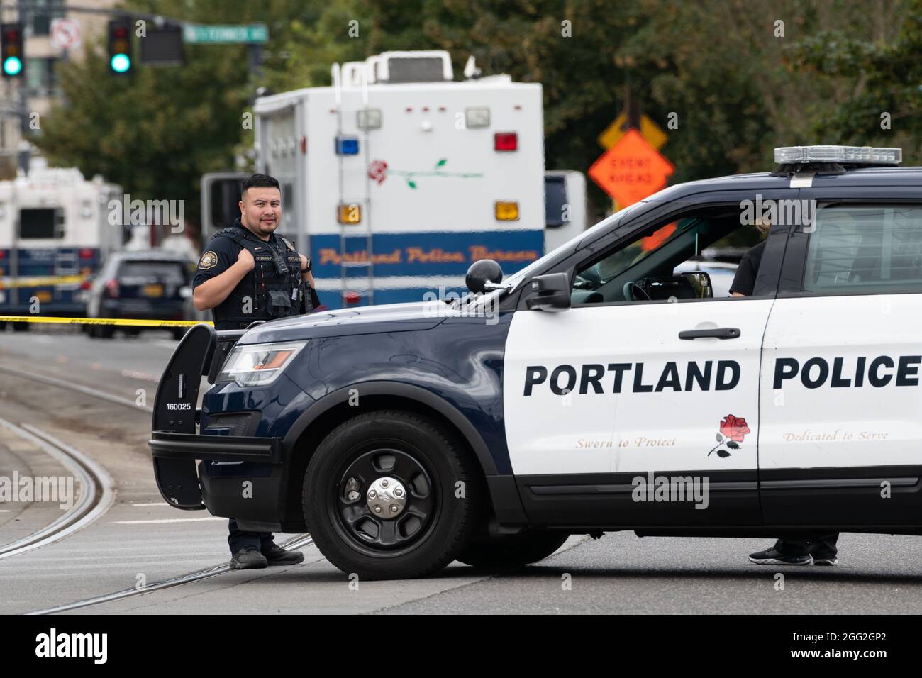 Portland, USA. 27th Aug, 2021. Portland Police Officers conduct an ...