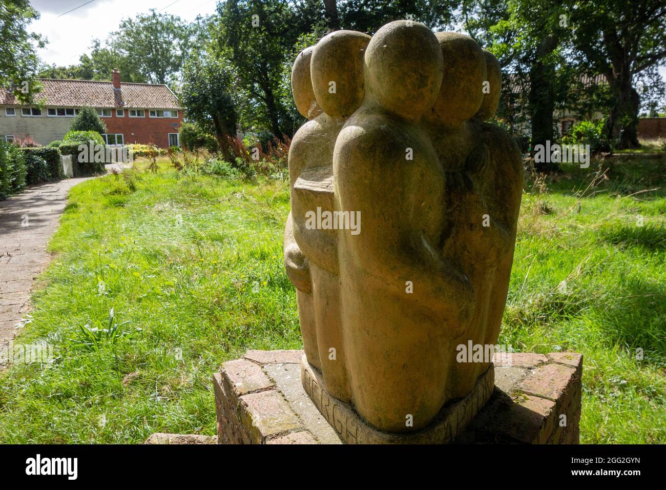 The Burghers of Bergh Apton - a village waymarker Stock Photo - Alamy