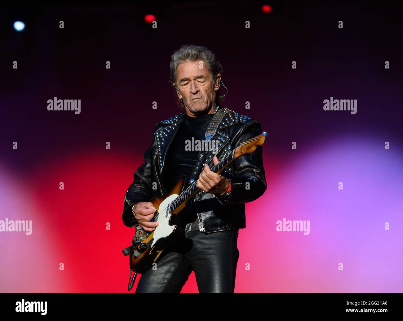 Junge garde germany hi-res stock photography and images - Alamy