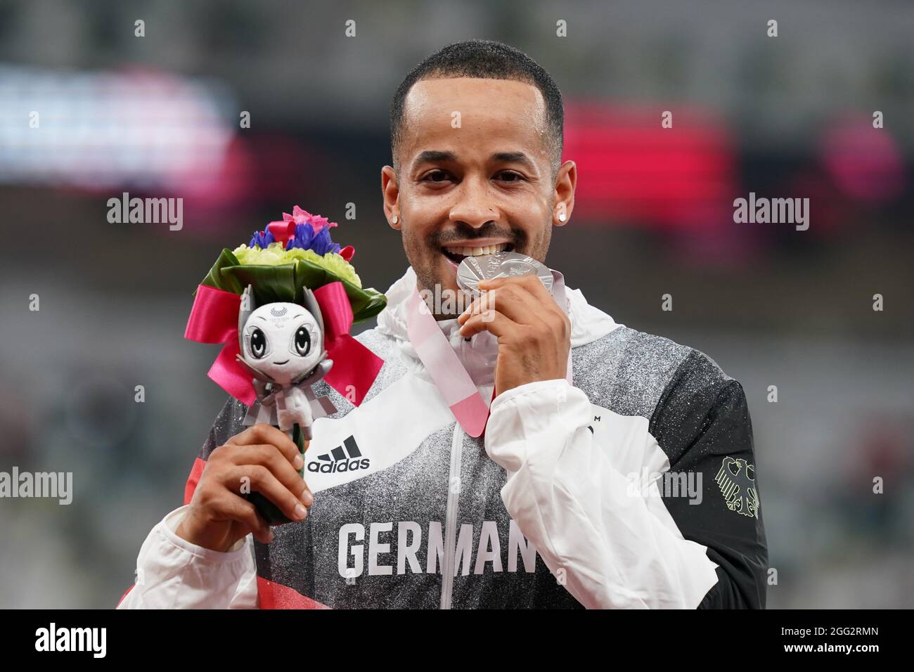 Tokio, Japan. 28th Aug, 2021. Paralympics: Athletics, long jump, men ...