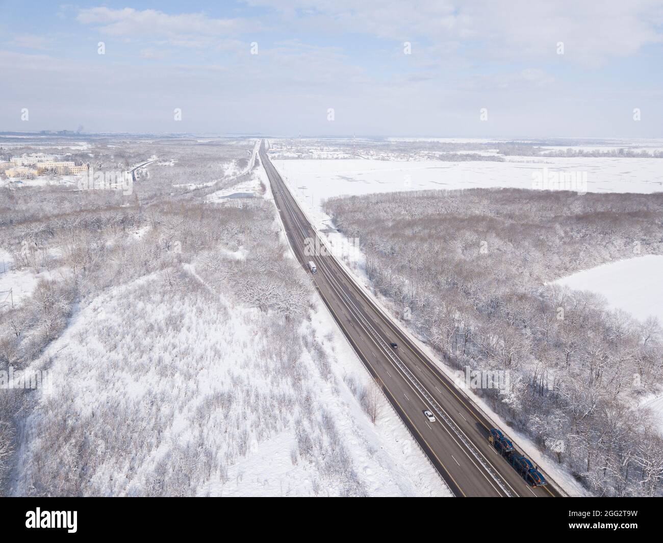 Winter Driving - commuter traffic on a highway - expressway - snowfall ...