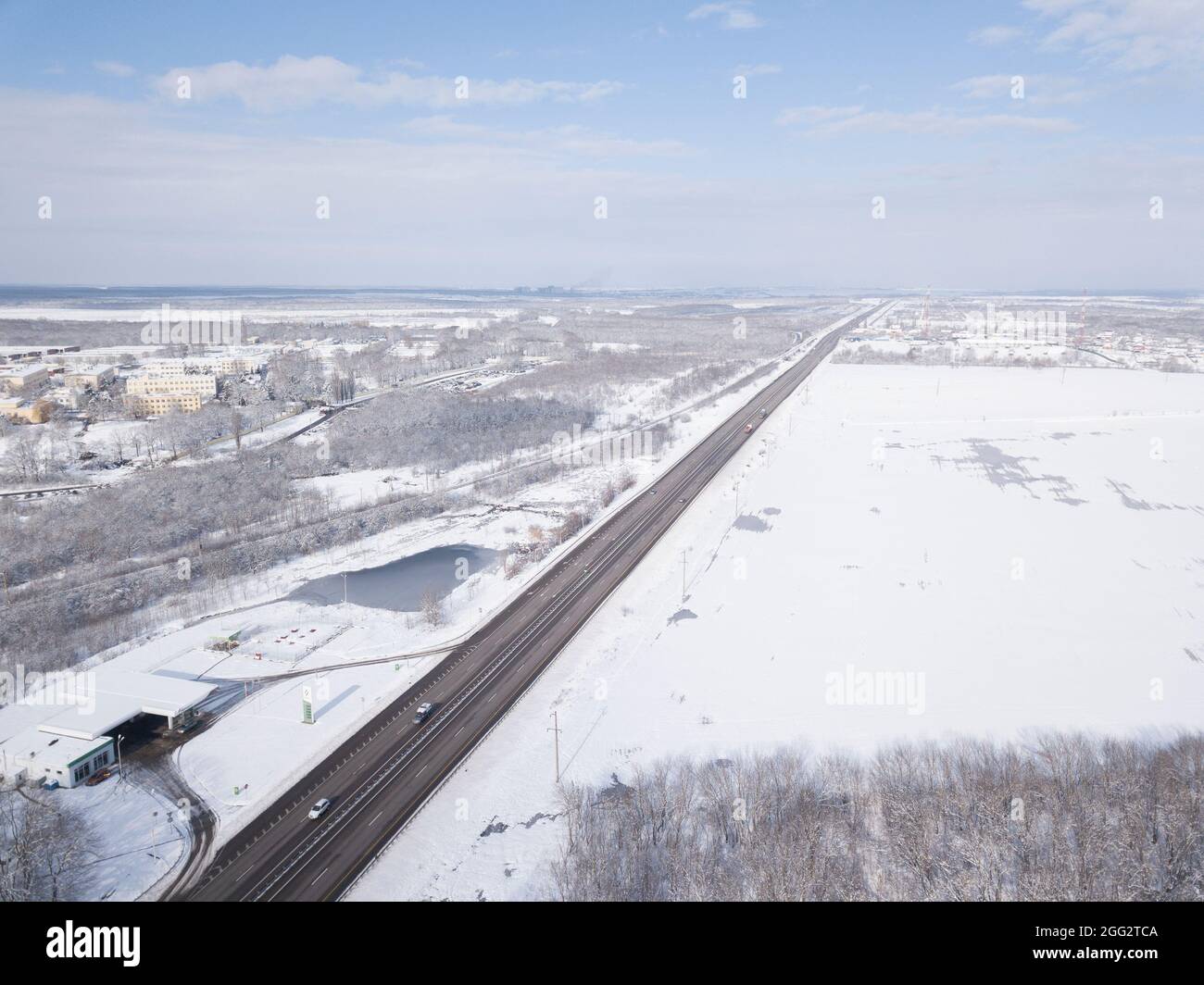 Winter Driving - commuter traffic on a highway - expressway - snowfall ...