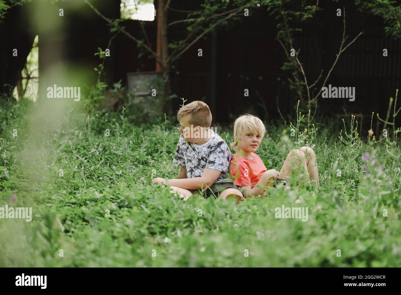 Quiet moment with family hi-res stock photography and images - Alamy