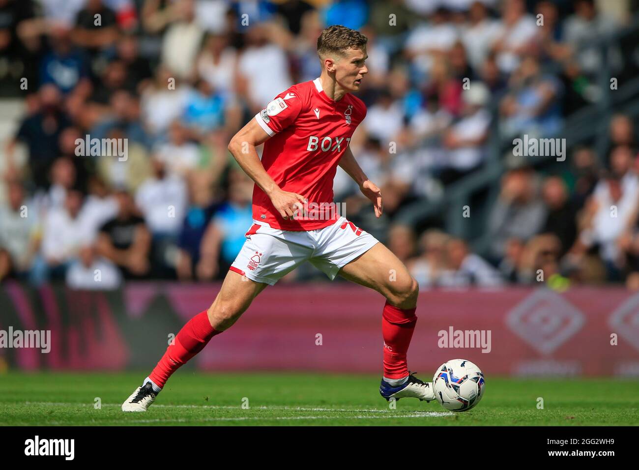 Ryan Yates #22 of Nottingham Forest controls the ball Stock Photo - Alamy