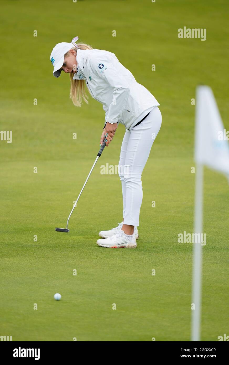 Team GB&I's Annabell Fuller putts on the 9th hole during the 2021 ...