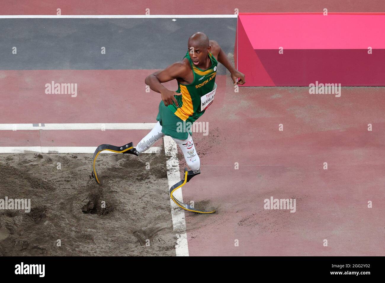 Tokio, Japan. 28th Aug, 2021. Paralympics: Athletics, long jump, men ...