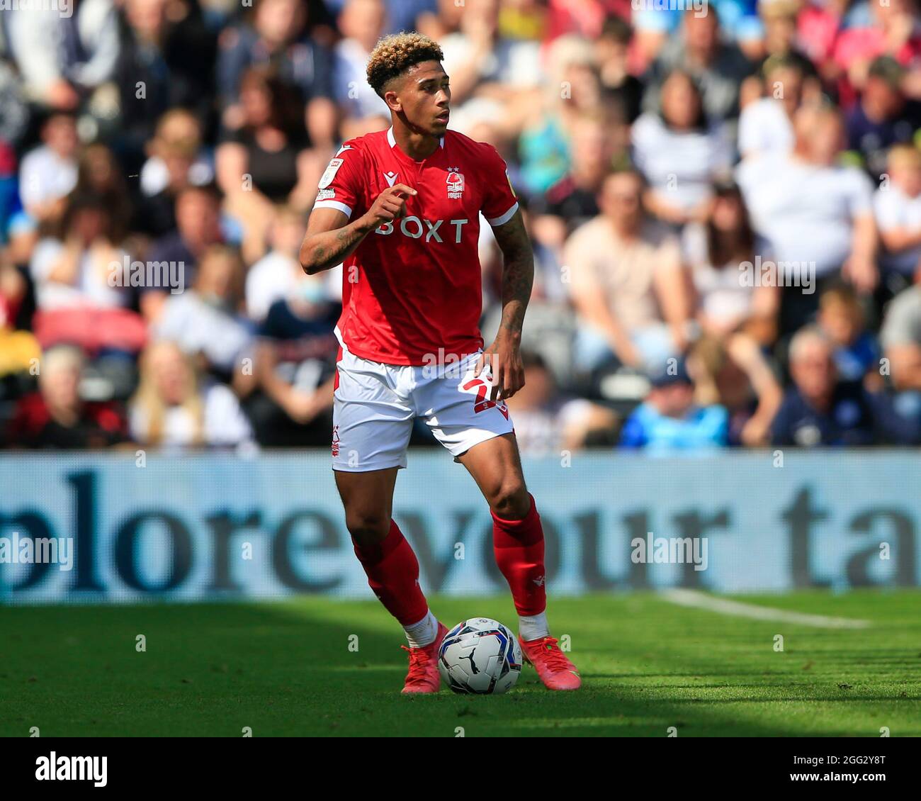 Jordan Lawrence-Gabriel #27 of Nottingham Forest controls the ball ...