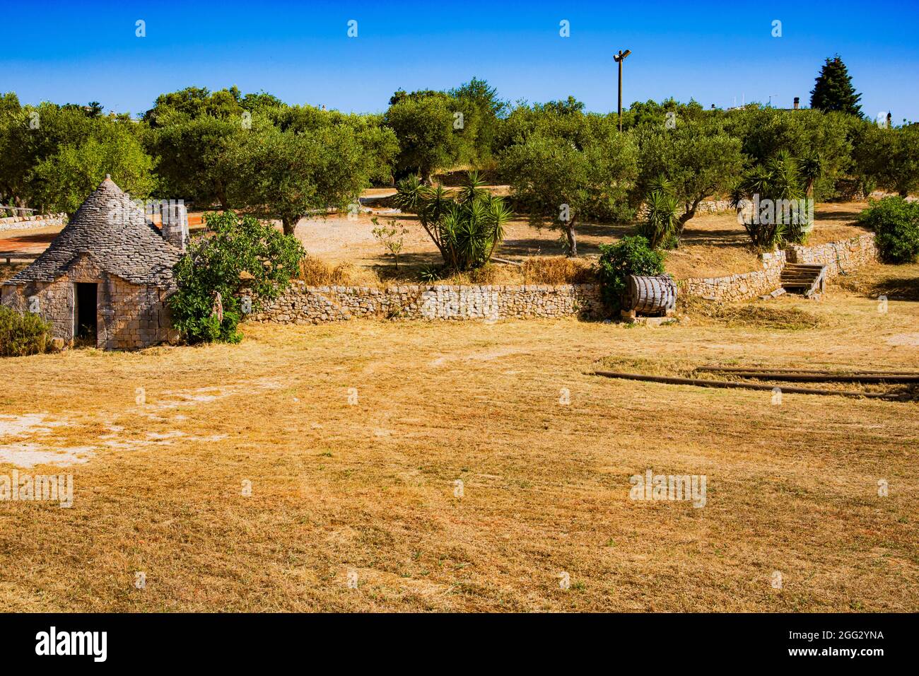 Alberobello city hi-res stock photography and images - Alamy