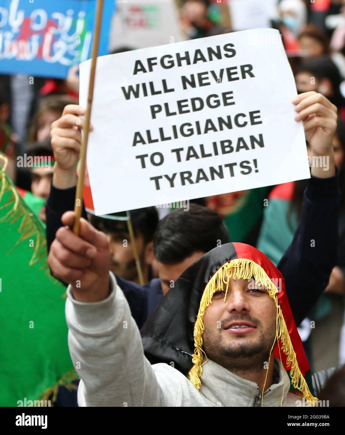 Kabul bomb afghanistan 2021 hi-res stock photography and images - Alamy