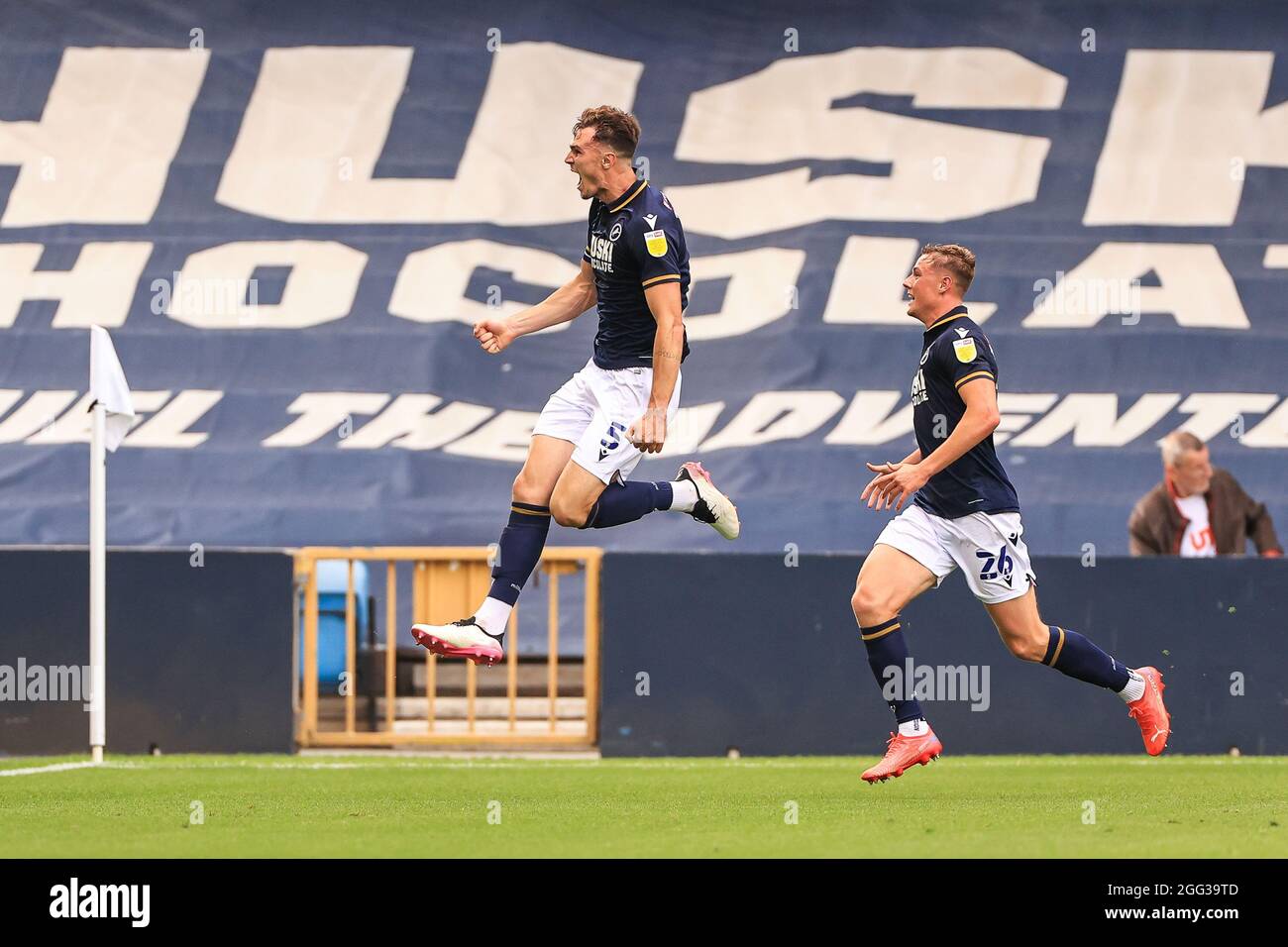 Jake cooper millwall hi-res stock photography and images - Alamy