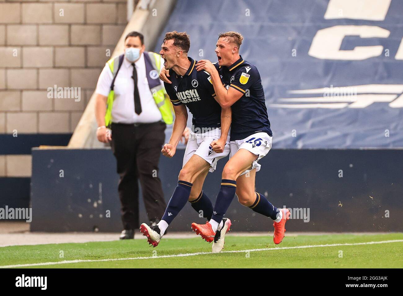 Jake Cooper #5 of Millwall celebrates his goal to make it 2-1 in, on 8 ...