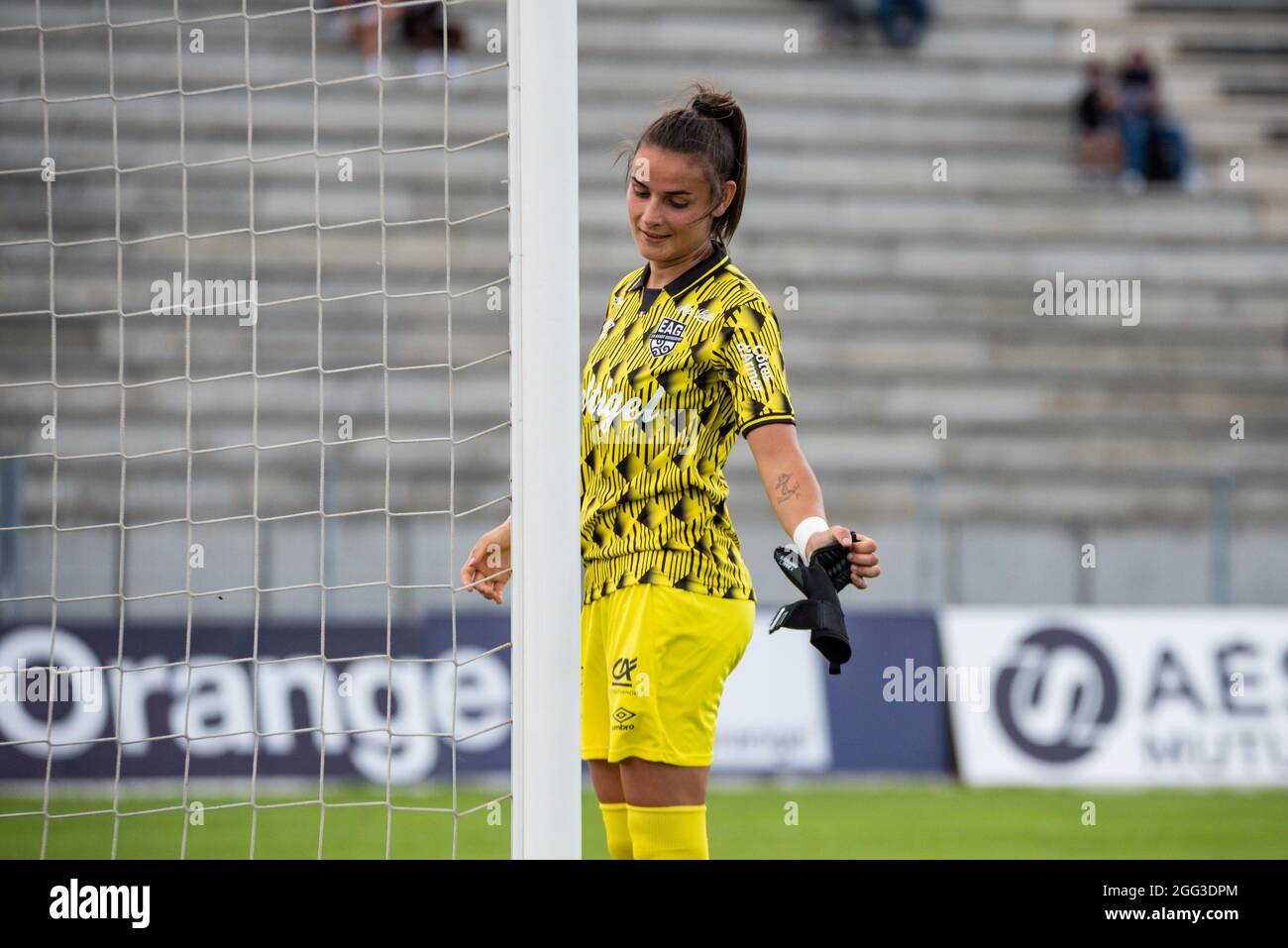Cindy Perrault of EA Guingamp reacts during the Women's French ...