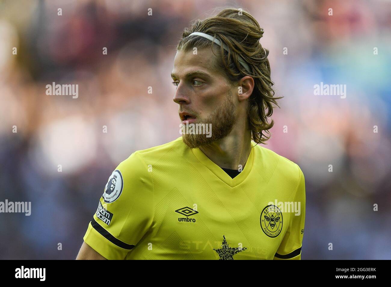 Mathias Jensen #8 of Brentford during the game Stock Photo - Alamy