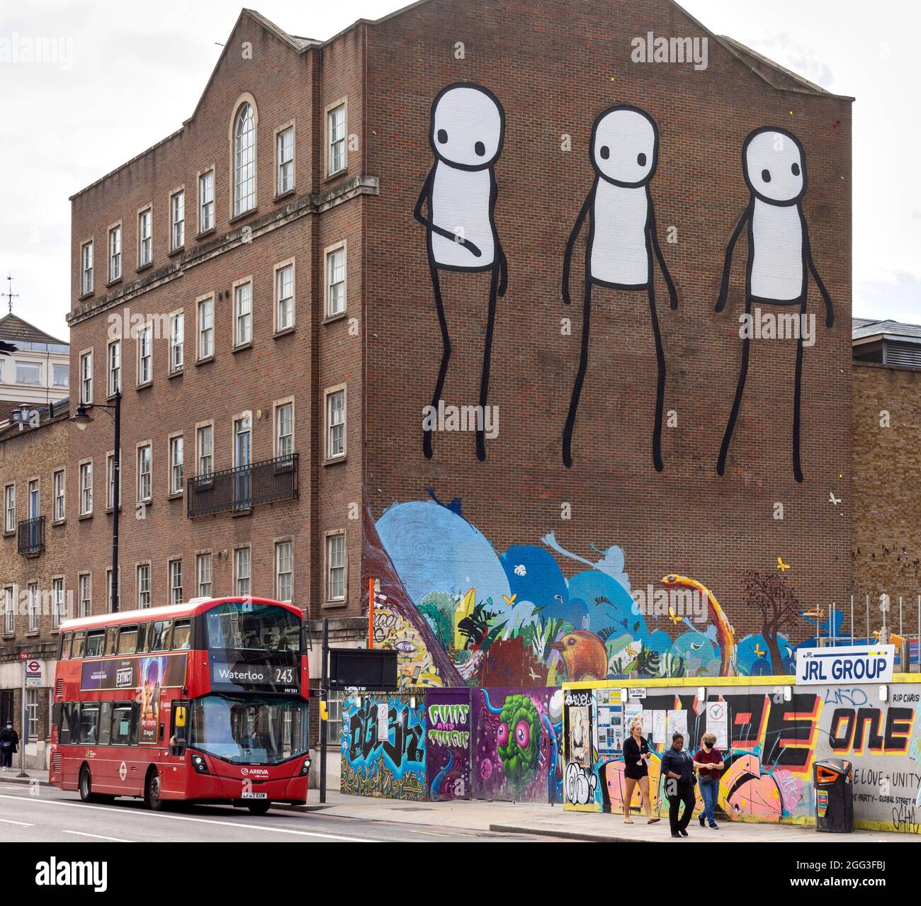 LONDON ARTISTIC AND CULTURAL AREA AROUND BRICK LANE A CREATIVE DESIGN ...