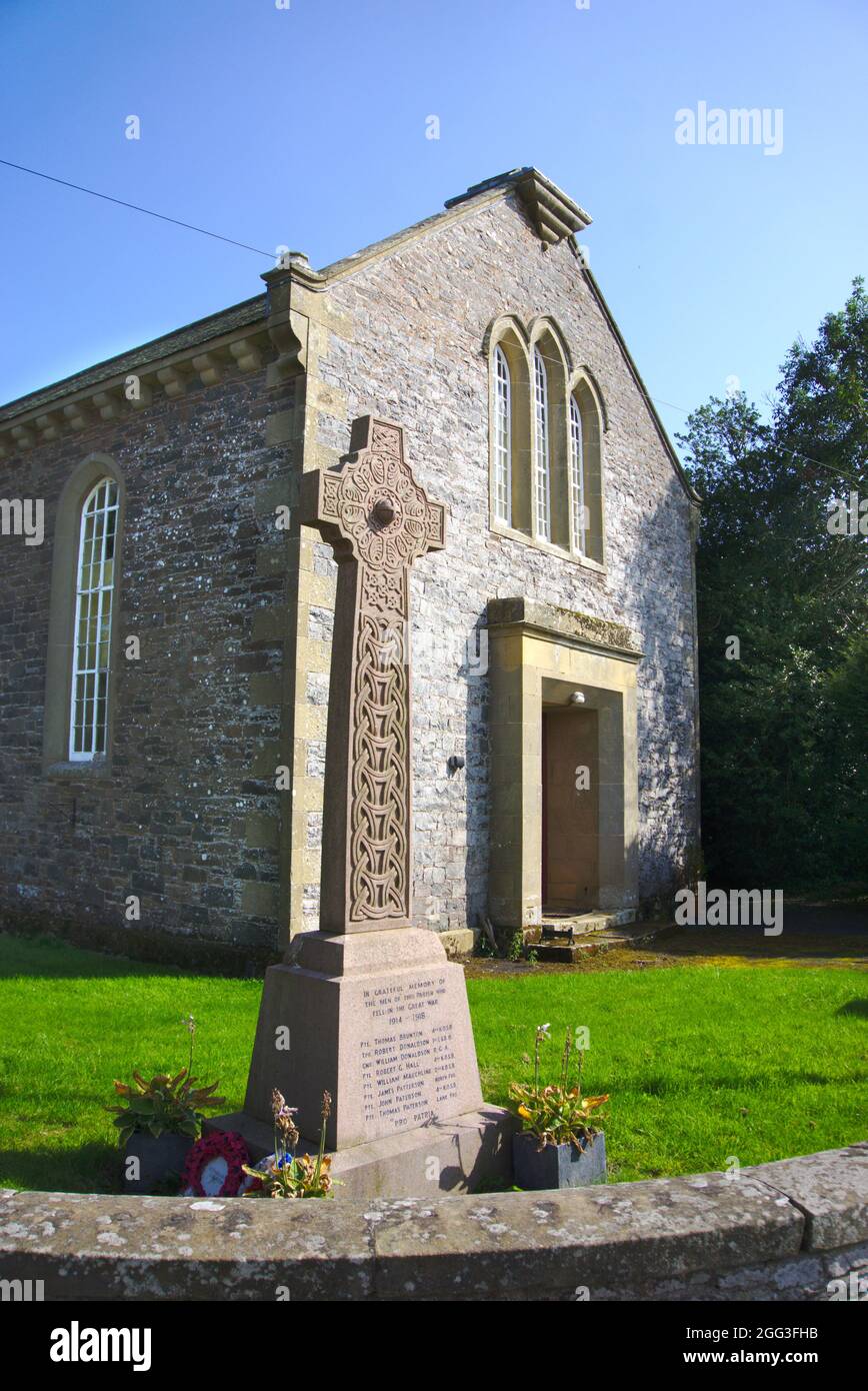 War memorial (erected 1920 and now commemorating soldiers lost in both ...