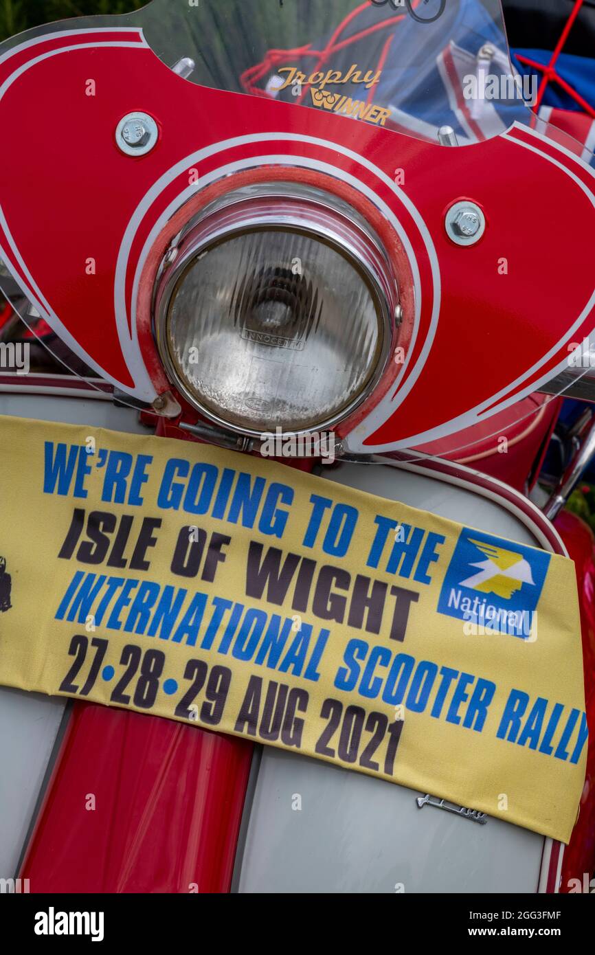 isle of wight scooter rally, ryde isle of wight, lambretta and vespa ...