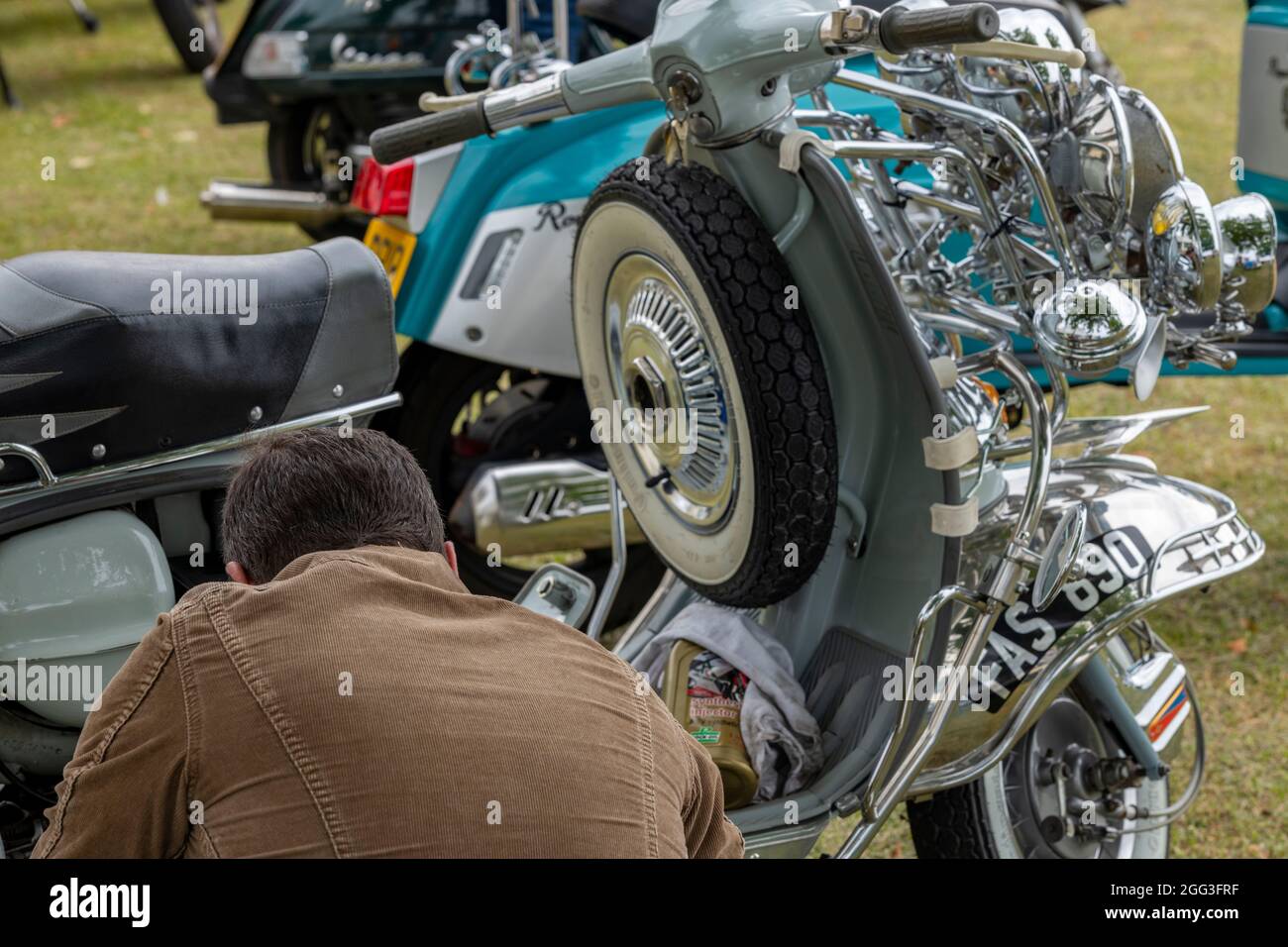 isle of wight scooter rally, ryde isle of wight, lambretta and vespa ...
