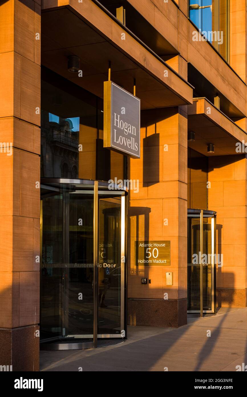Hogan lovells london offices hi-res stock photography and images - Alamy