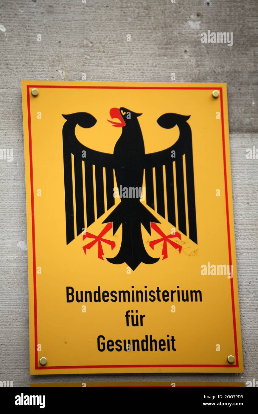 German federal ministry of health hi-res stock photography and images ...
