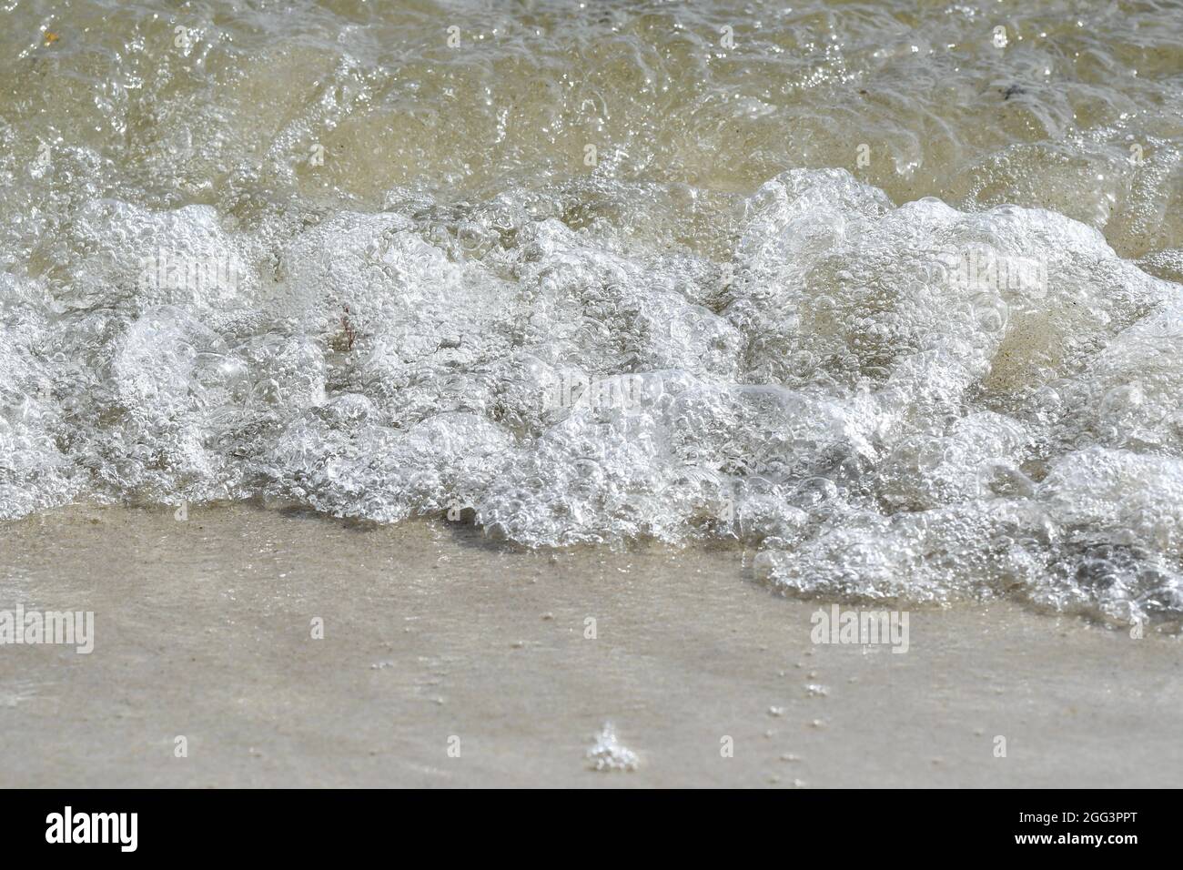 Wave coming hi-res stock photography and images - Alamy