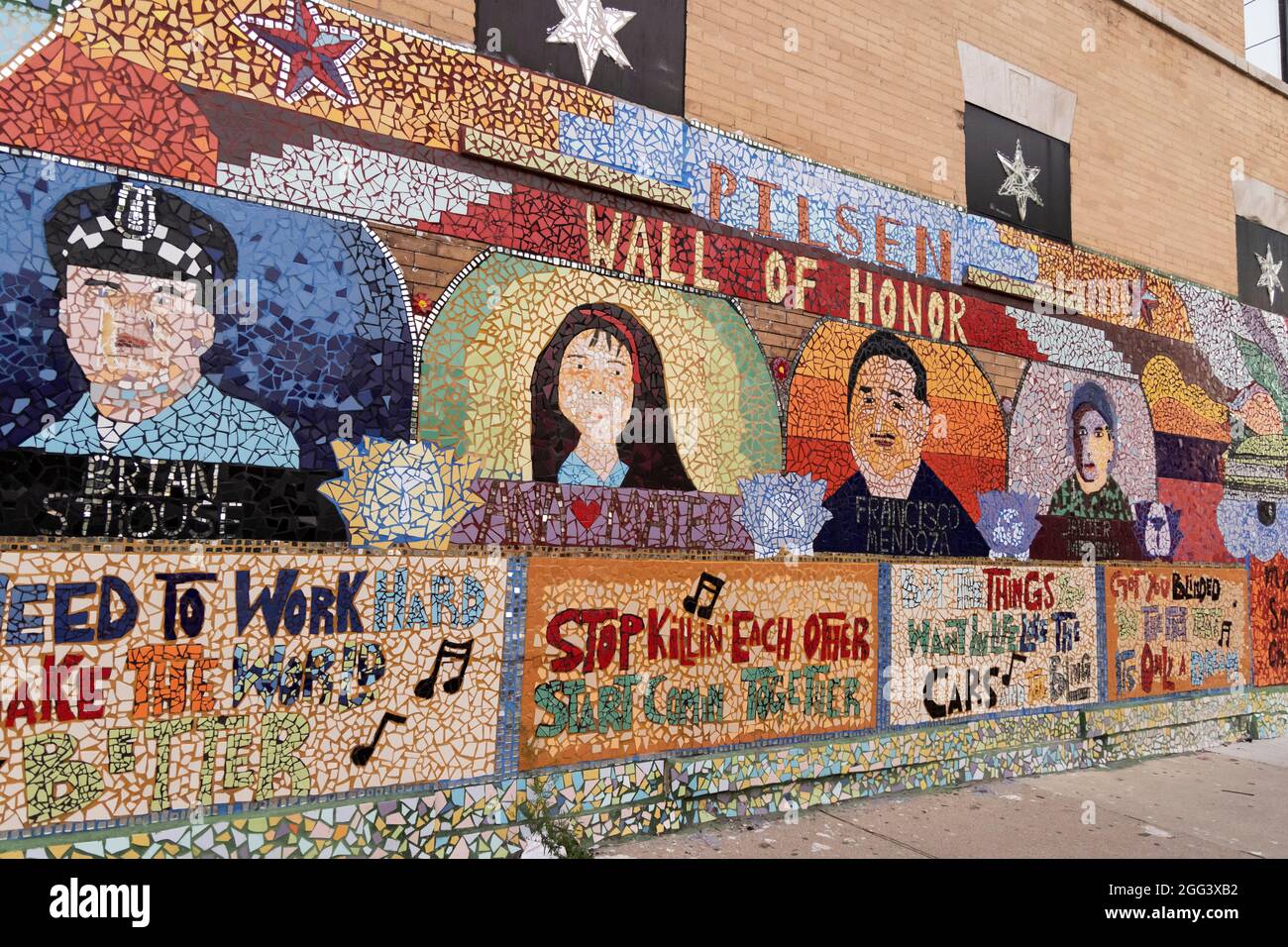Street art honoring local heroes in the Hispanic neighborhood of Pilsen ...