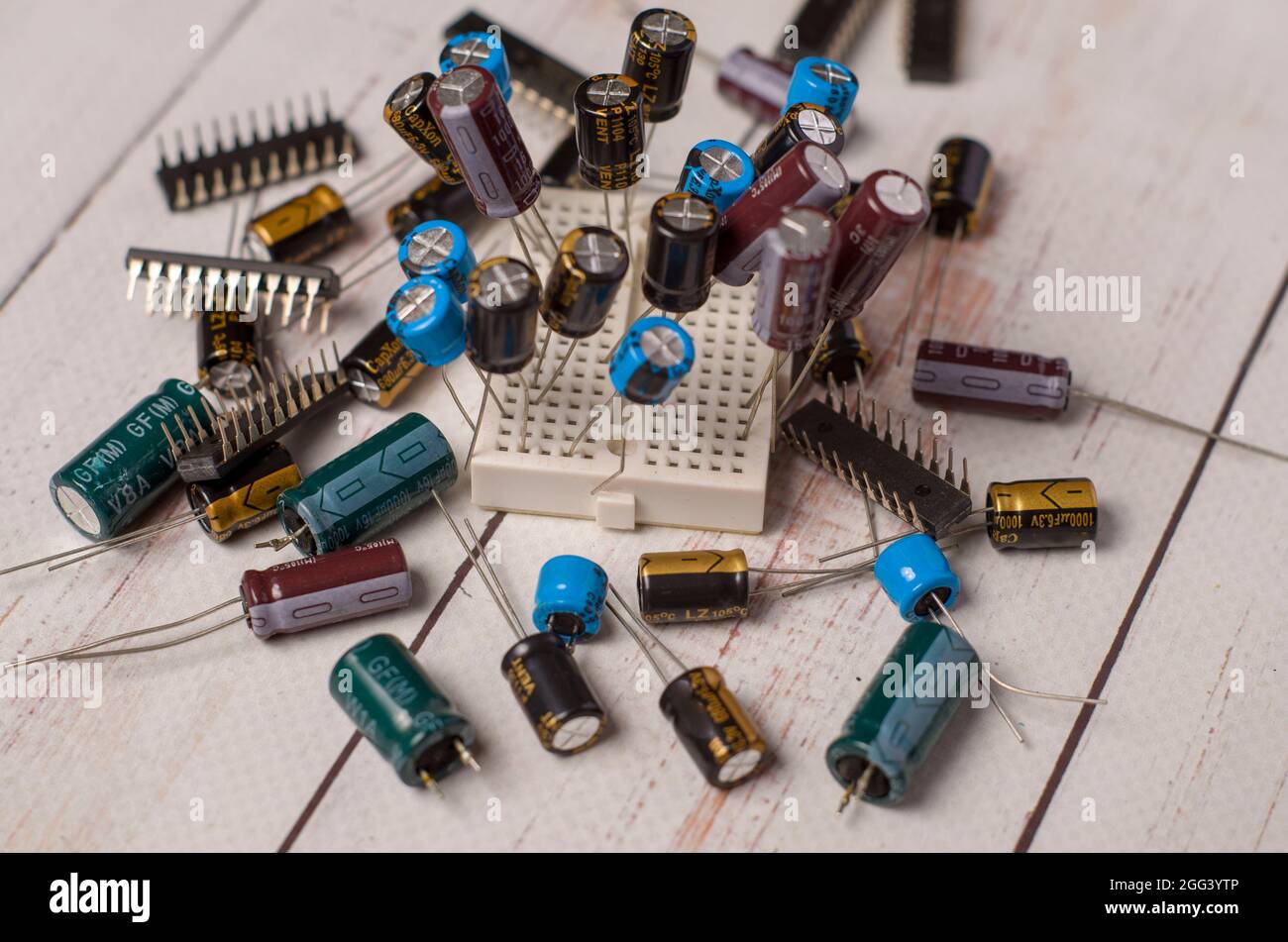 electronic components, condensers, Arduino Stock Photo - Alamy