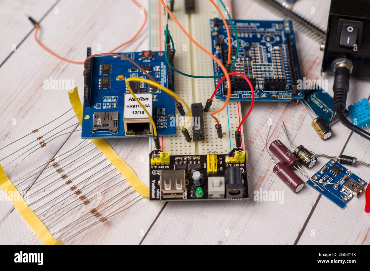 electronic components, condensers, Arduino Stock Photo - Alamy