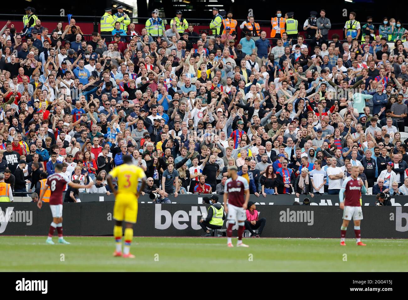 28th August 2021; City of London Stadium, London, England; EPL Premier ...