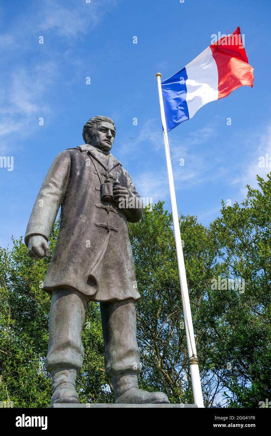 French merchant navy flag hi-res stock photography and images - Alamy