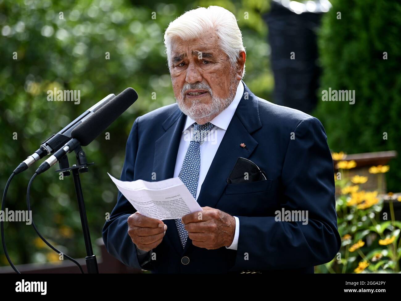 Berlin, Germany. 28th Aug, 2021. Mario Adorf, actor takes part in the ...