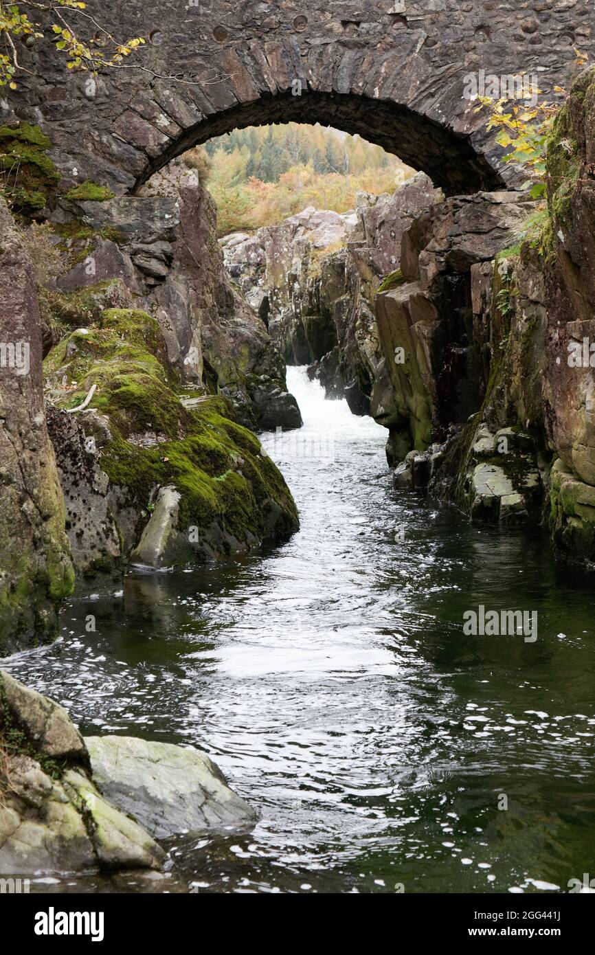 Birks Bridge on the River Duddon Stock Photo - Alamy