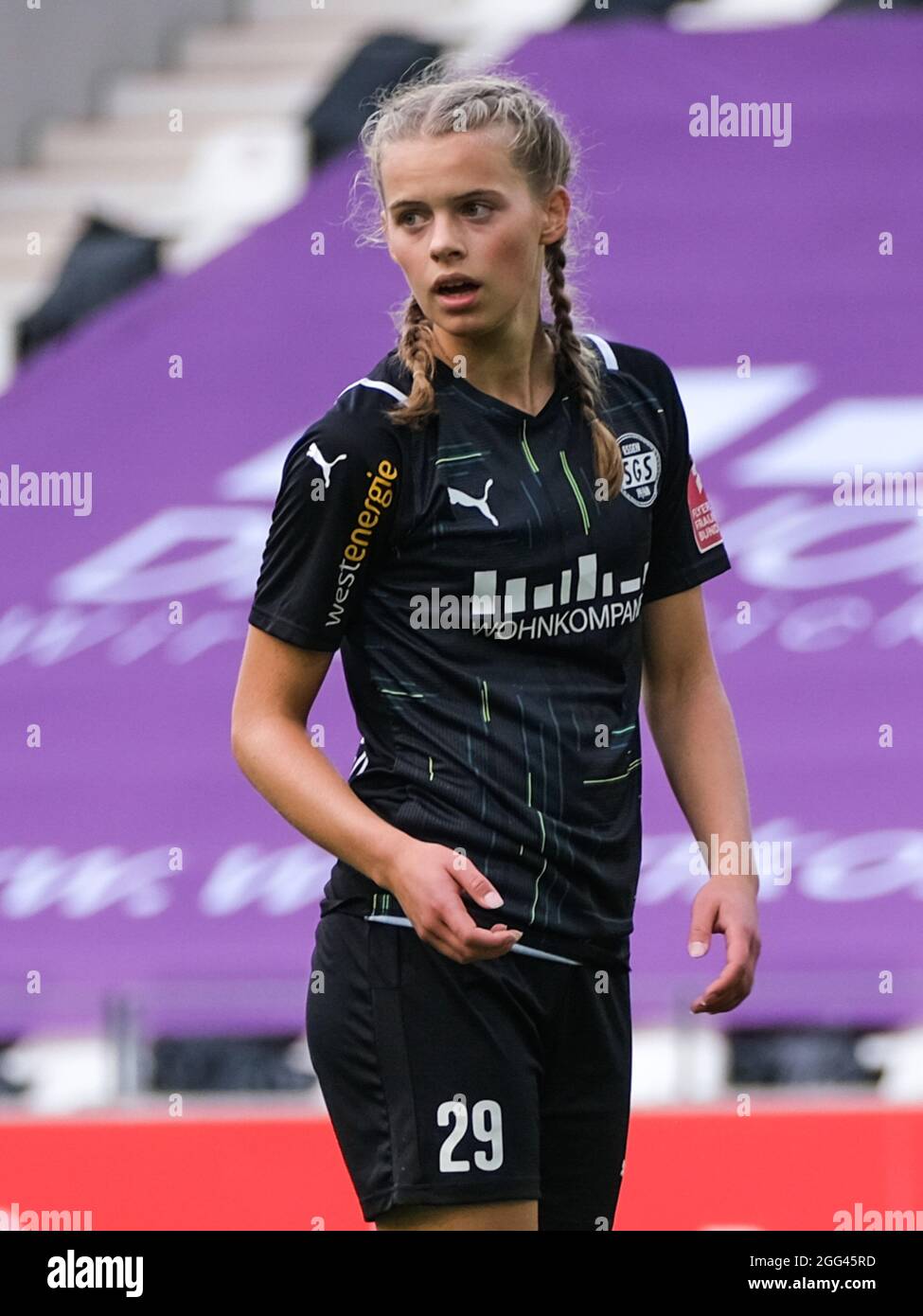 Hils photo hi-res stock photography and images - Alamy