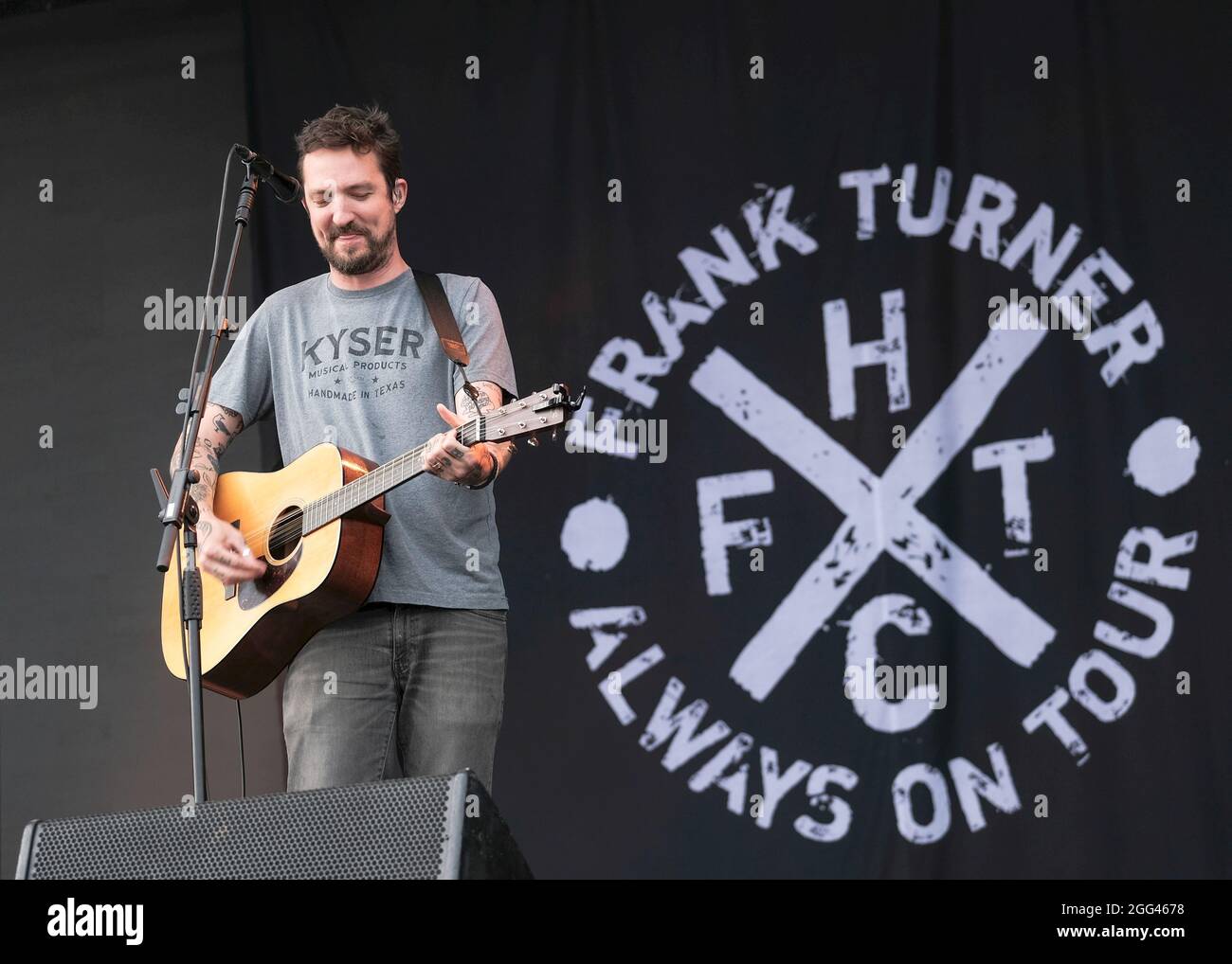 Francis Edward "Frank" Turner, English punk and folk singer songwriter ...