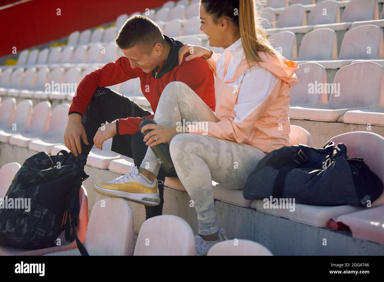Smiling track athlete hi-res stock photography and images - Alamy