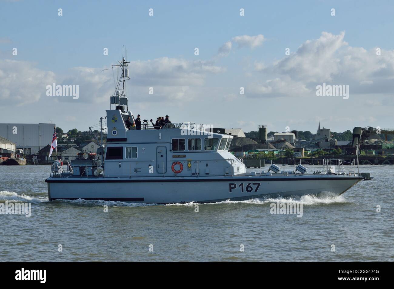 Royal Navy Inshore Patrol Vessel HMS Exploit heading up the River ...