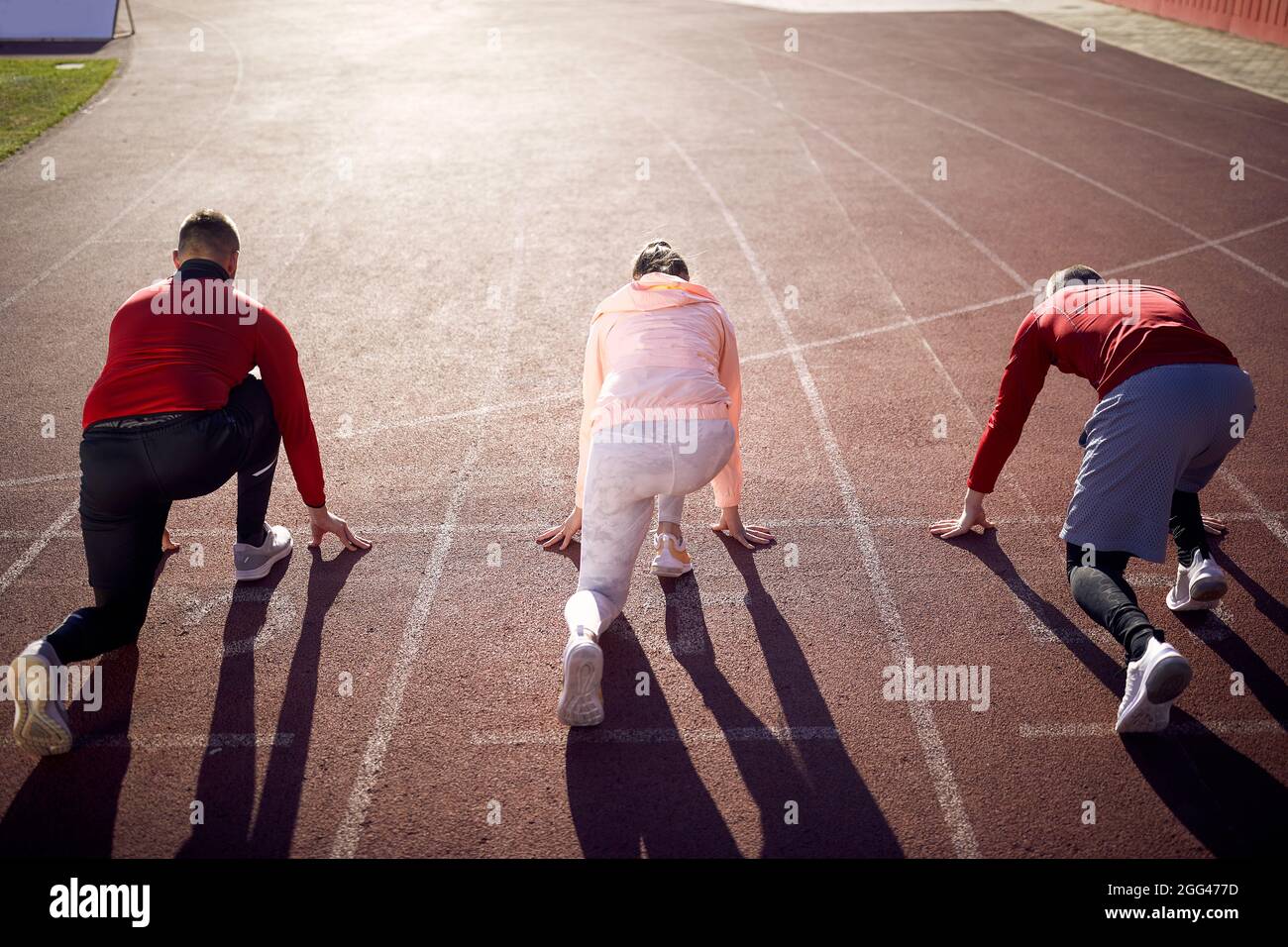 Female sprinter starting block hi-res stock photography and images - Alamy