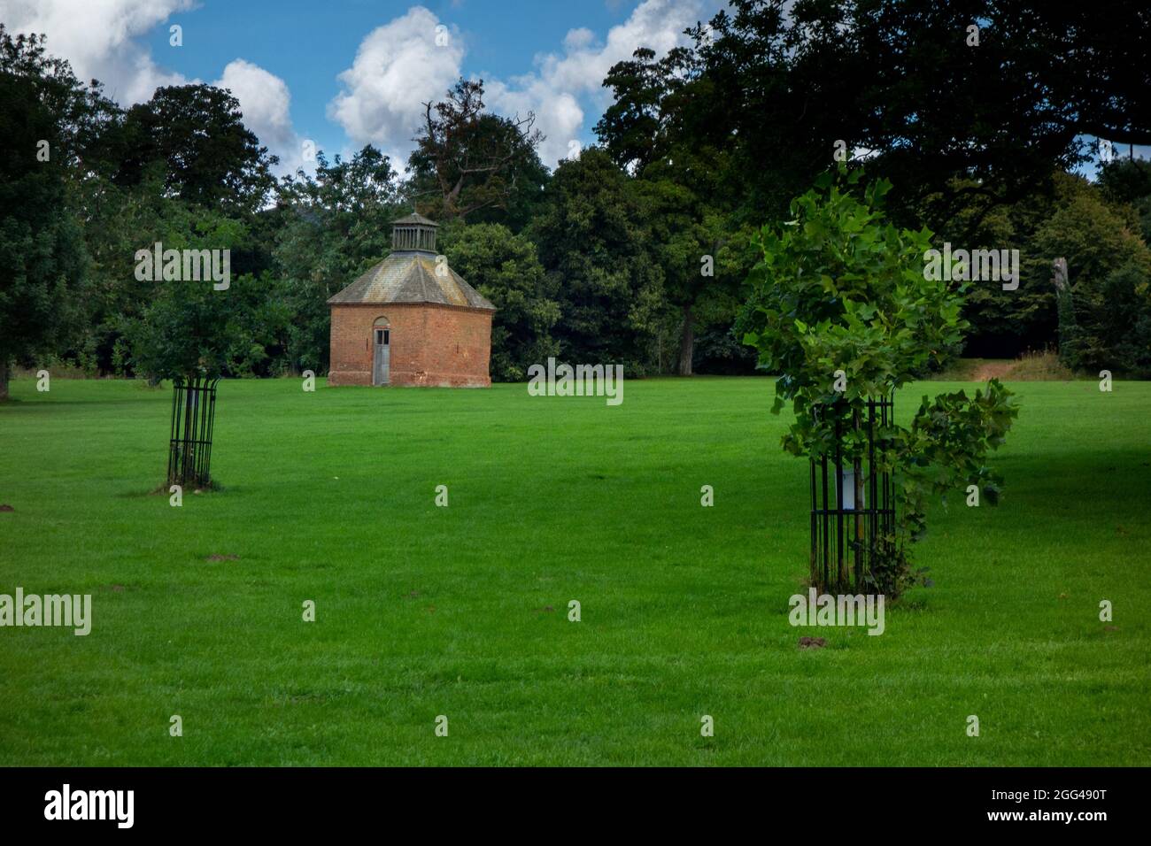 Earlham park hi-res stock photography and images - Alamy