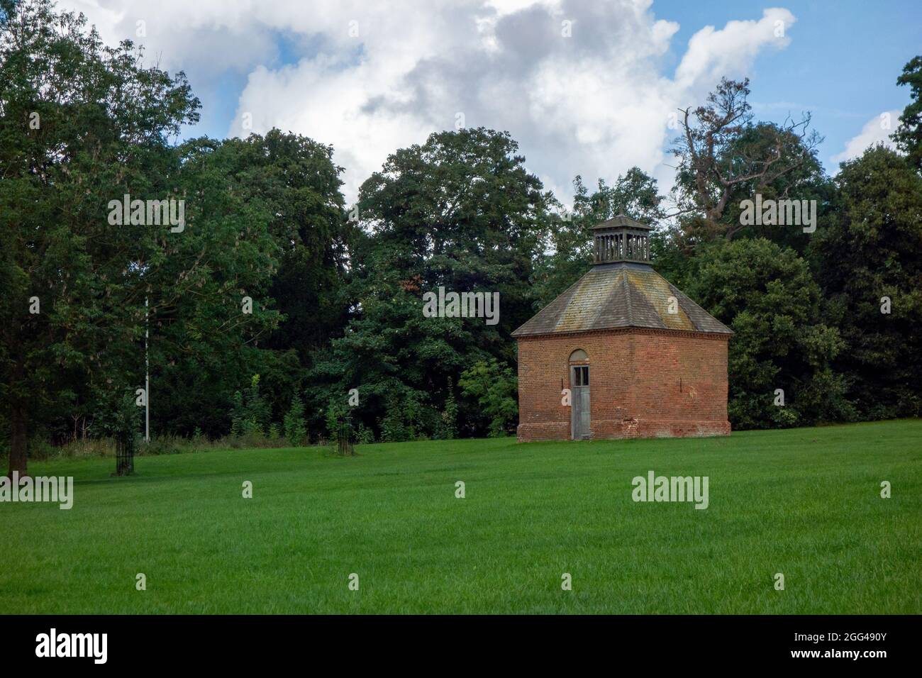 Earlham park hi-res stock photography and images - Alamy