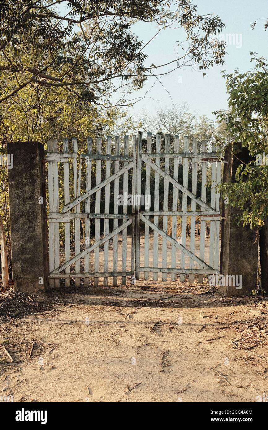 Old wooden gate on Farm Stock Photo - Alamy