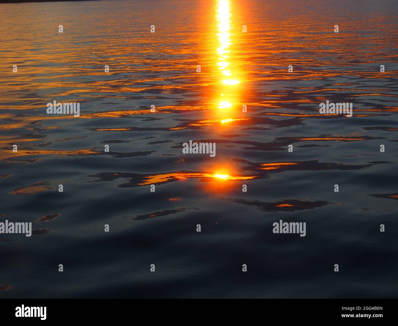 Subtle reflections of light hi-res stock photography and images - Alamy