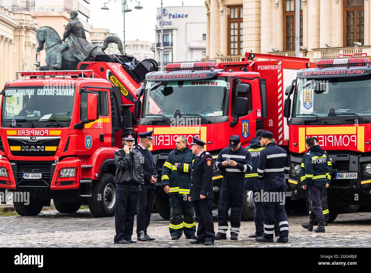 Romanian Firefighting emergency firemen (Pompierii) parked in front of ...