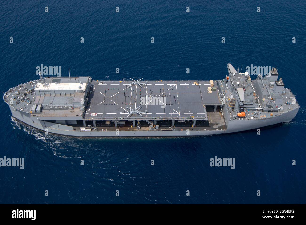 210819-N-WY048-2704 PACIFIC OCEAN (Aug. 19, 2021) – Sailors assigned to ...