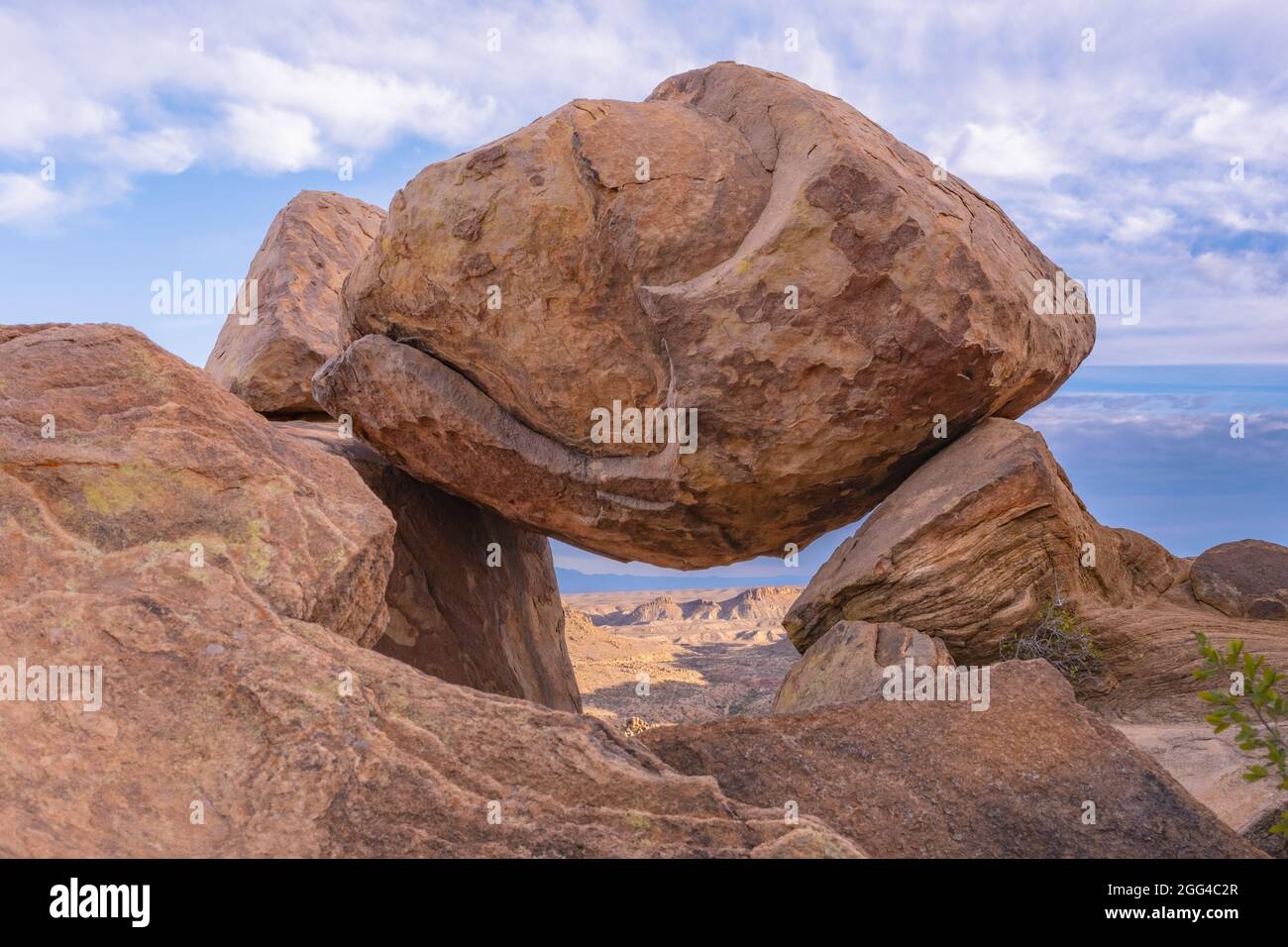 Close Of Balanced Rock Boulder in Grapevine Hills of Big Bend Stock ...