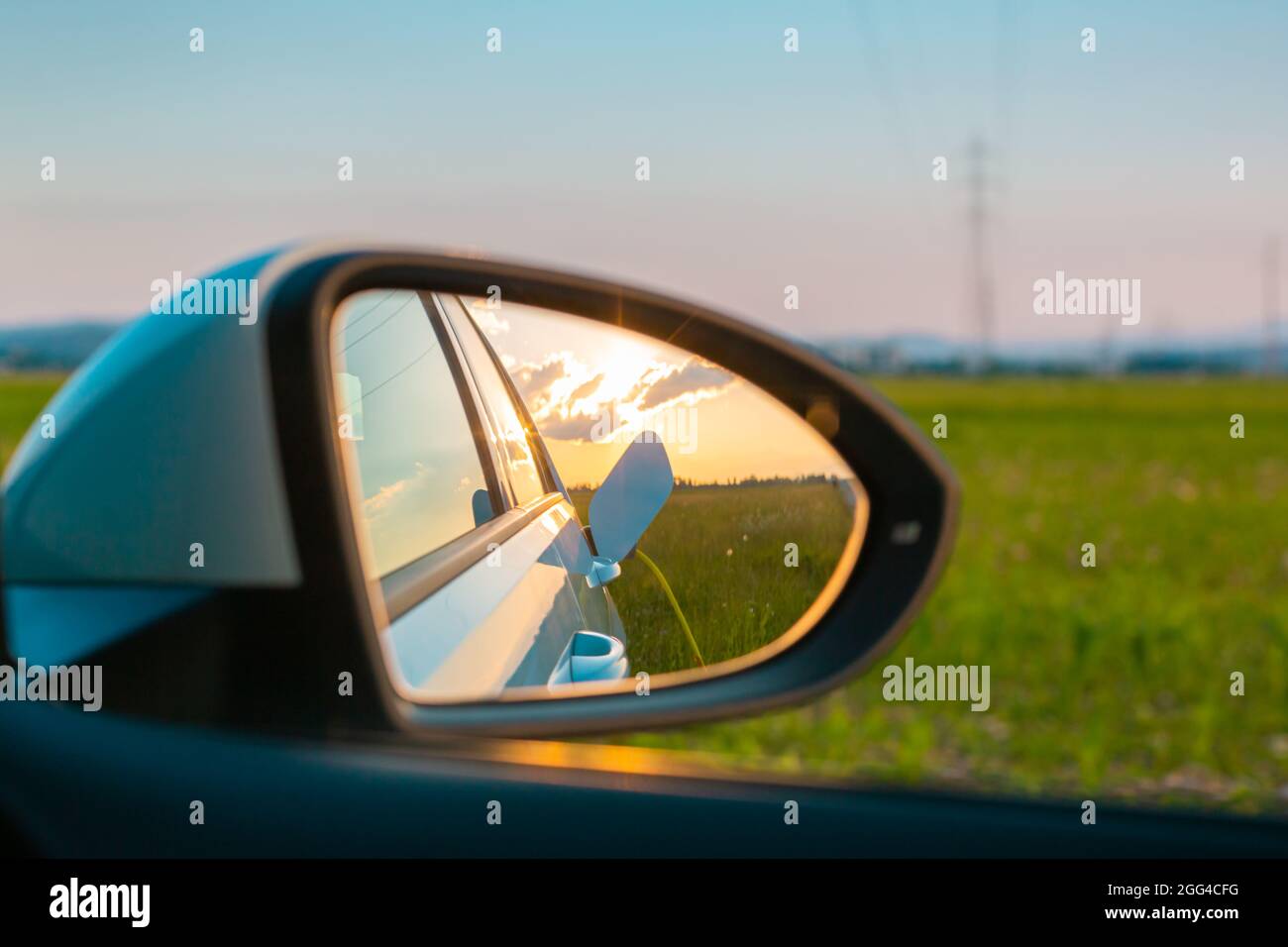 Rear view electric car hi-res stock photography and images - Alamy