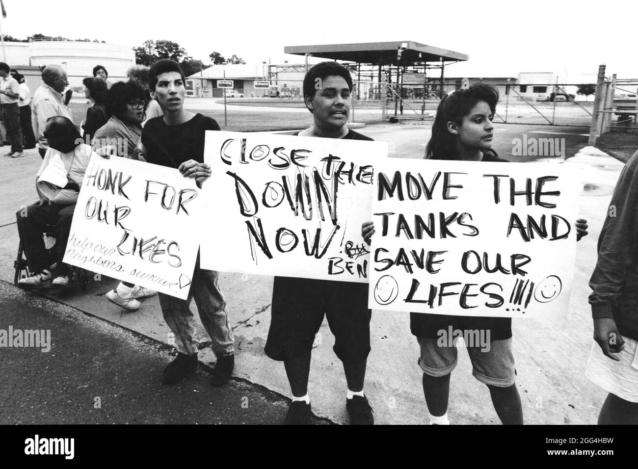 Austin Texas USA,1992: Hispanic residents protest against leaky ...