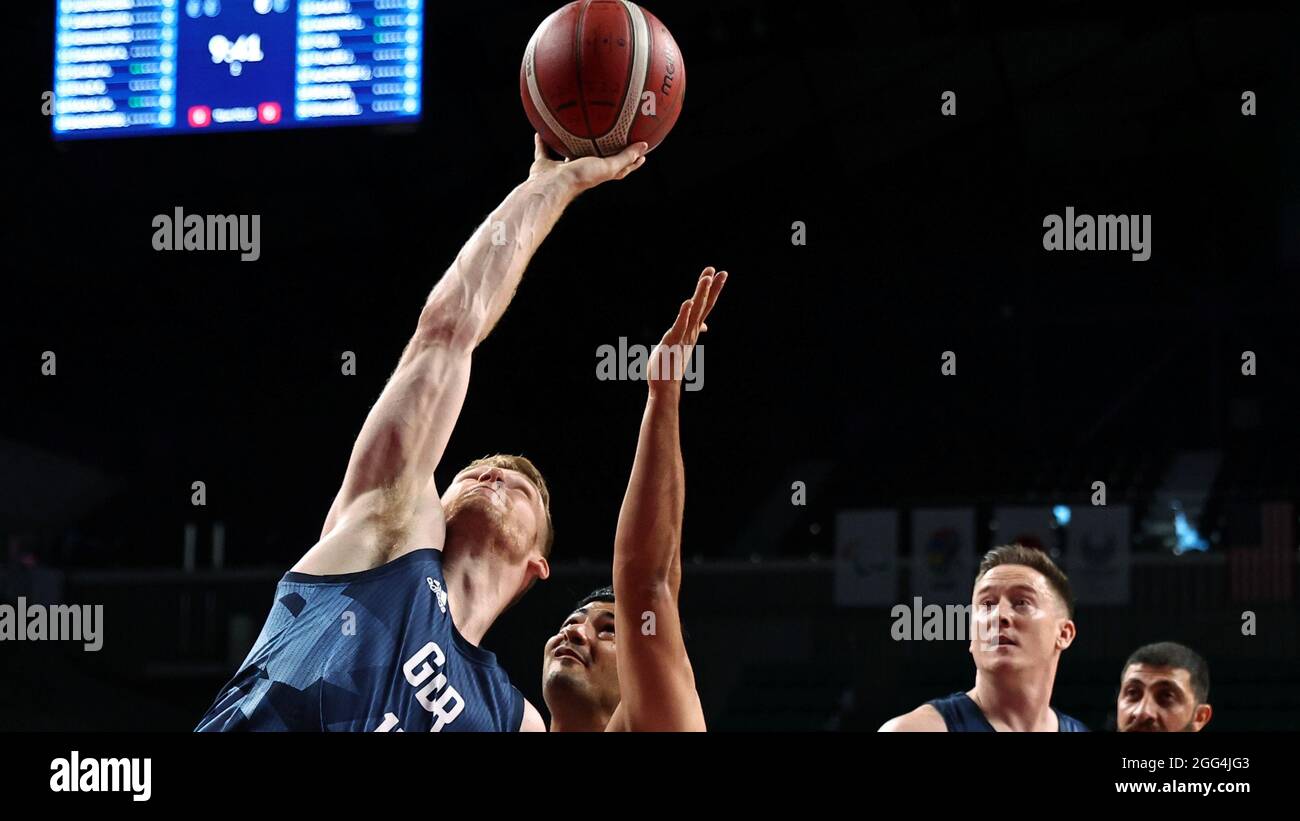 Ben fox hi-res stock photography and images - Alamy