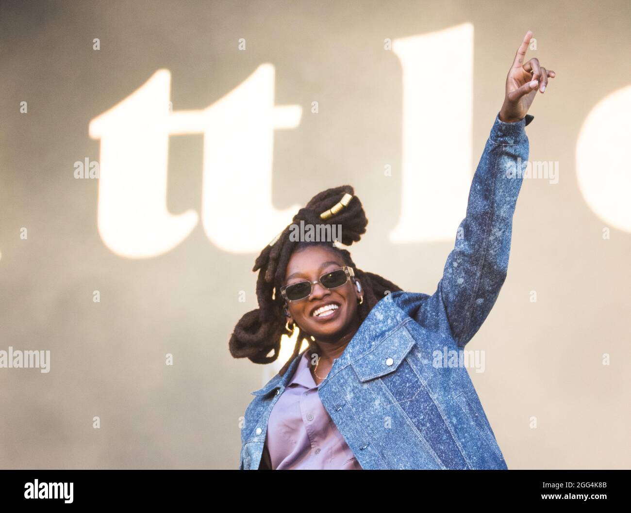 Little simz performing hi-res stock photography and images - Alamy